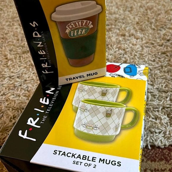 FRIENDS | Dining | Nib Friends Drinkware Bundle | Poshmark